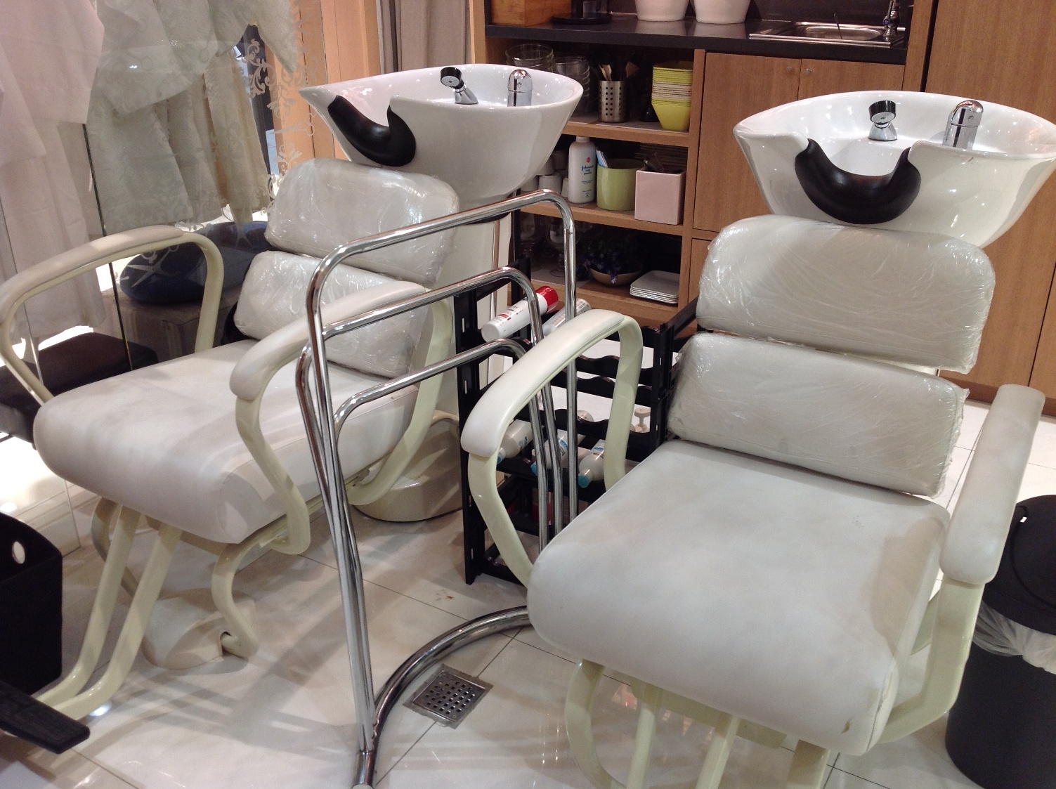 Studio Fix by Alex Carbonell in Makati | Philippine Primer