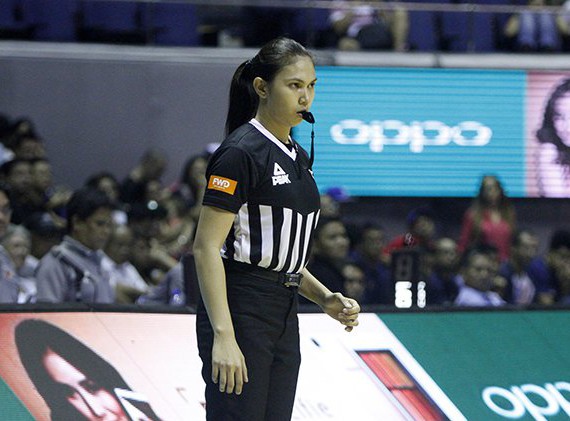 A first for the PBA: Janine Nicandro is first female referee ...