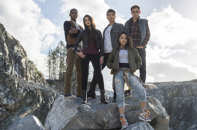 Ordinary teens rise as superheroes in ‘Power Rangers’ movie ...