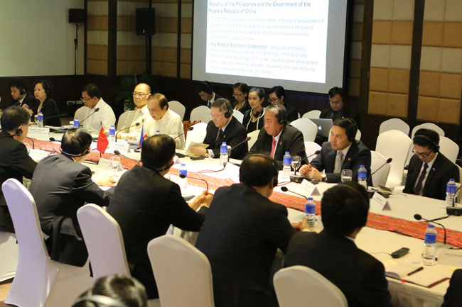 Philippines, China sign 6-year economic cooperation plan | Philippine ...