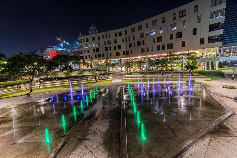 A New Place for Start-Ups in BGC: Clock-In Bonifacio High Street ...