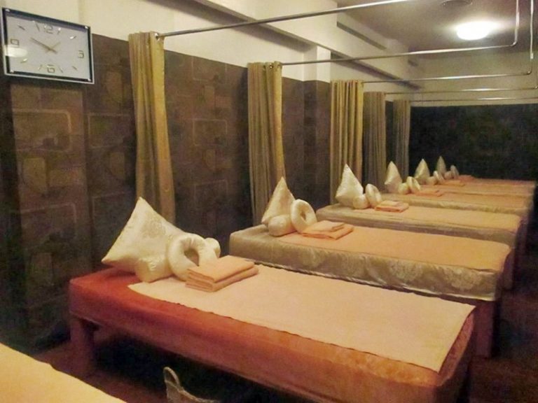 6 Spas Around Metro Manila With Public Bath Areas | Philippine Primer