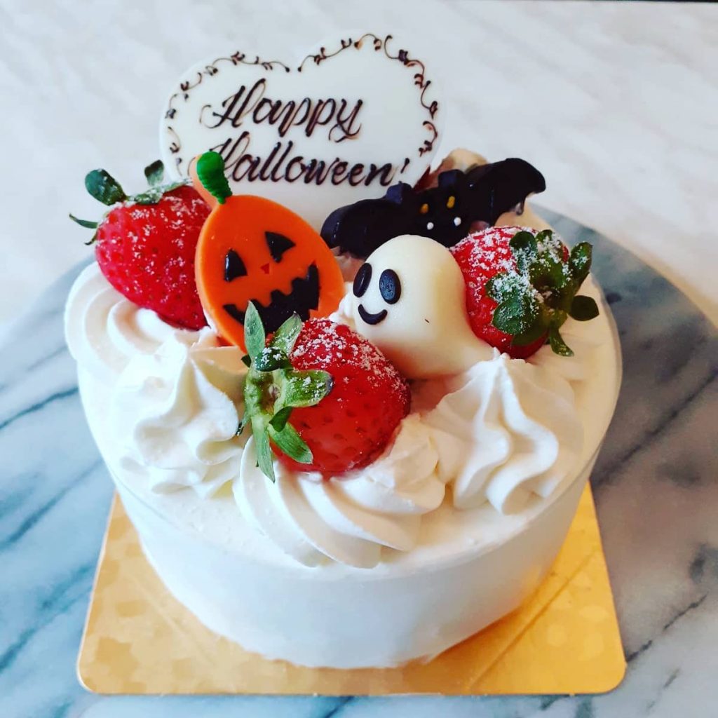 Patisserie Bébé Rouge in Makati Offers Limited Time Cakes for Halloween ...