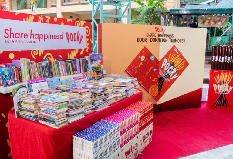 Glico Shares Happiness this Christmas by Trading Pocky Treats for Pre ...
