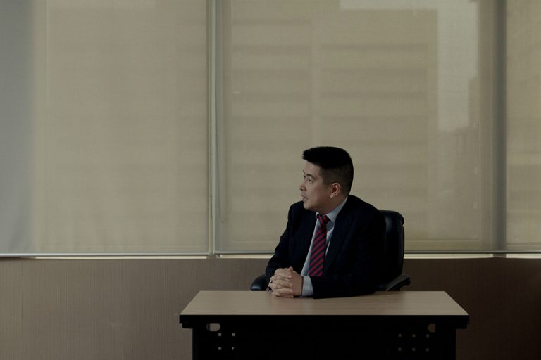 Success Story of Injap Sia: Youngest Billionaire in PH | Philippine Primer