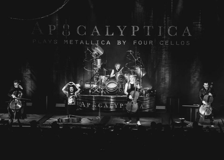 Finnish Band Apocalyptica Plays Metallica by Four Cellos LIVE in Manila ...
