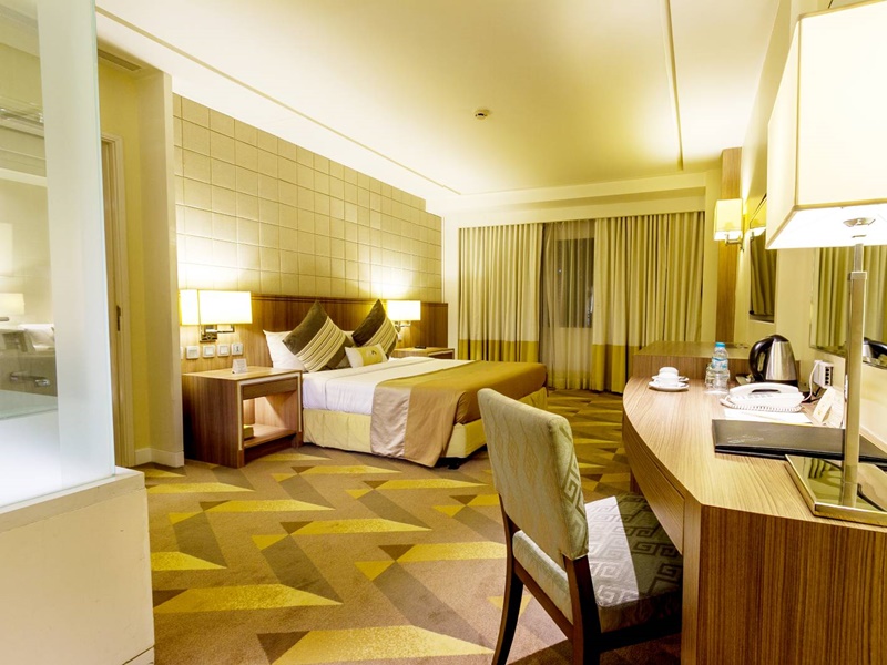 The City’s Saving Graces: A Guide to Modest Hotels and Spas Around the ...