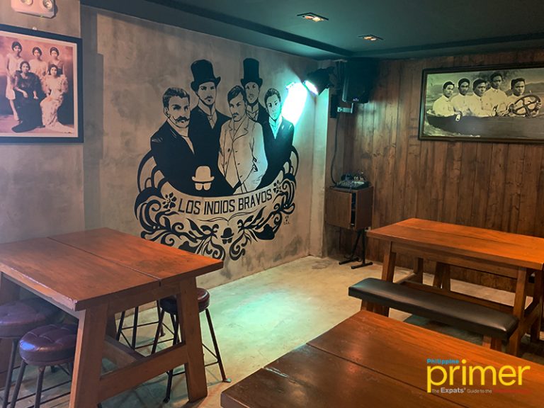 Los Indios Bravos in Boracay: Braving The Island Through Classic Pub ...