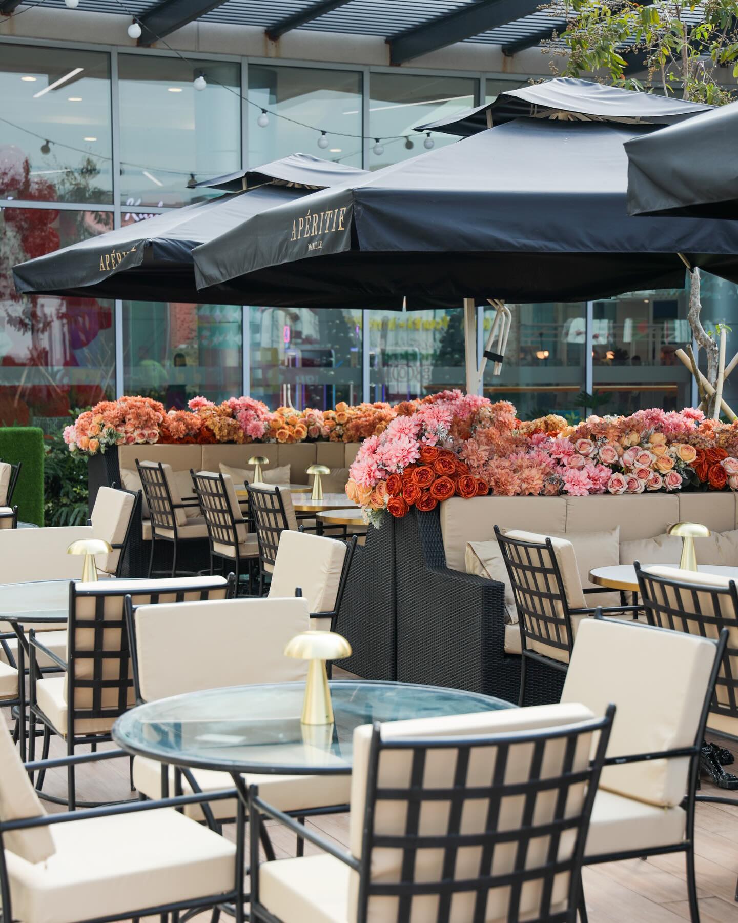 Aperitif in Pasay: Offering Desserts that are Outside the (Graze) Box ...