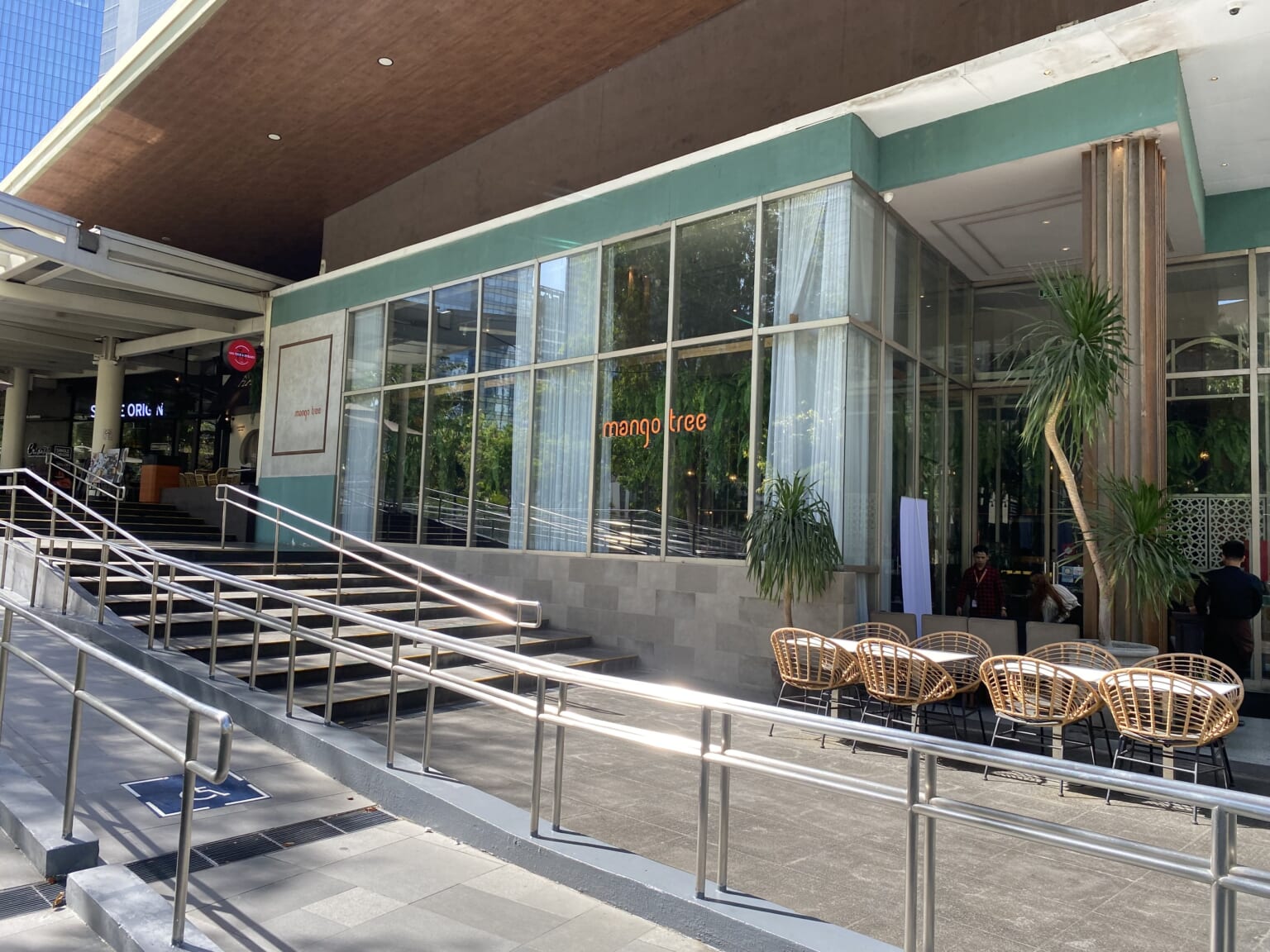 Mango Tree in BGC: Authentic Thai Without the Flight | Philippine Primer