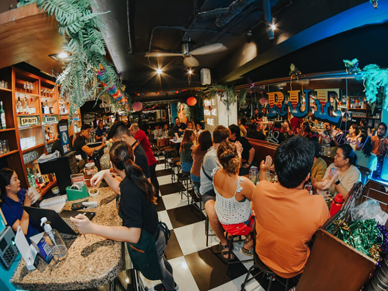 RUE in Makati: A Lively Place for Great Drinks and Food with Friends ...