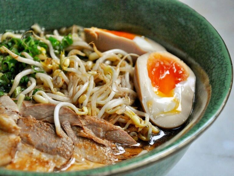 Ramen Ron in Makati: Serving You Soul-Soothing Bowls of Ramen Goodness ...