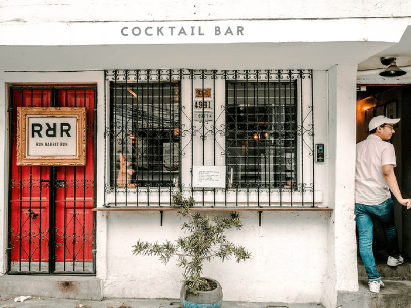 Run Rabbit Run in Makati: A Wonderland of Playful, Award-Winning ...