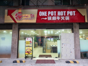 One Pot Hot Pot in Makati: A Buffet of Unlimited Hot Pot, Beef, and ...