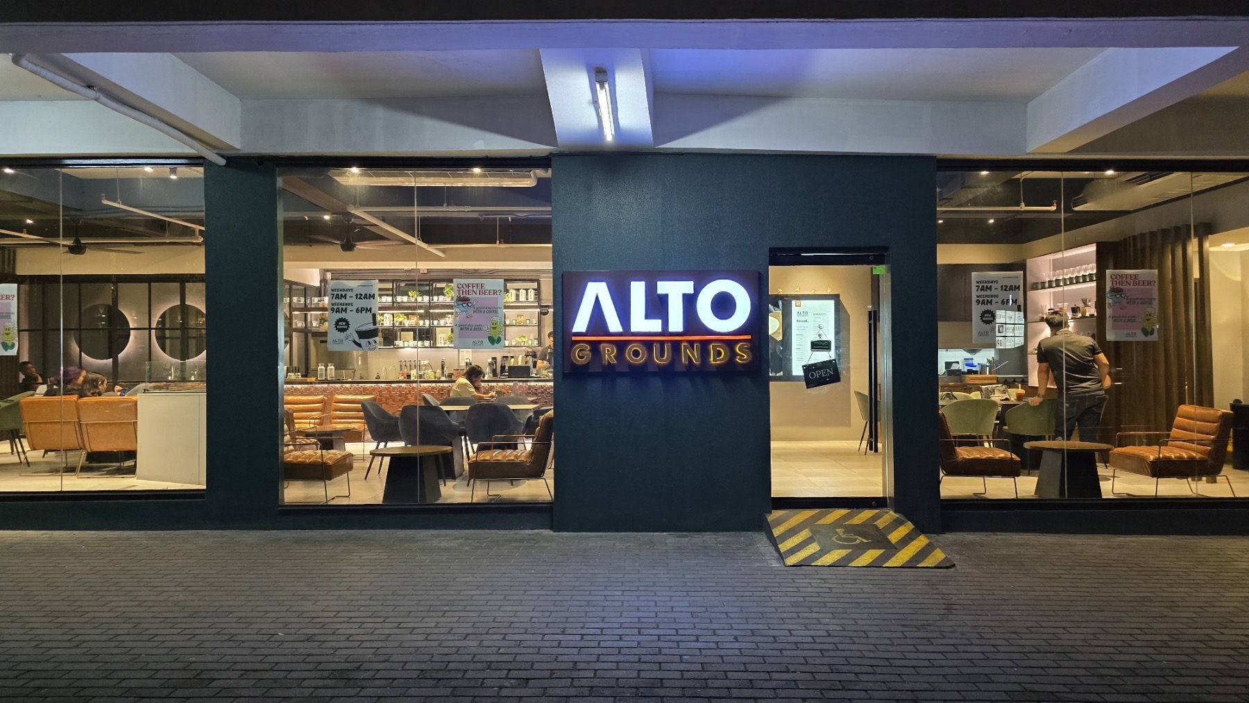 Alto Grounds in Makati: ‘Grammable Interior, Great Coffee, Delightful ...