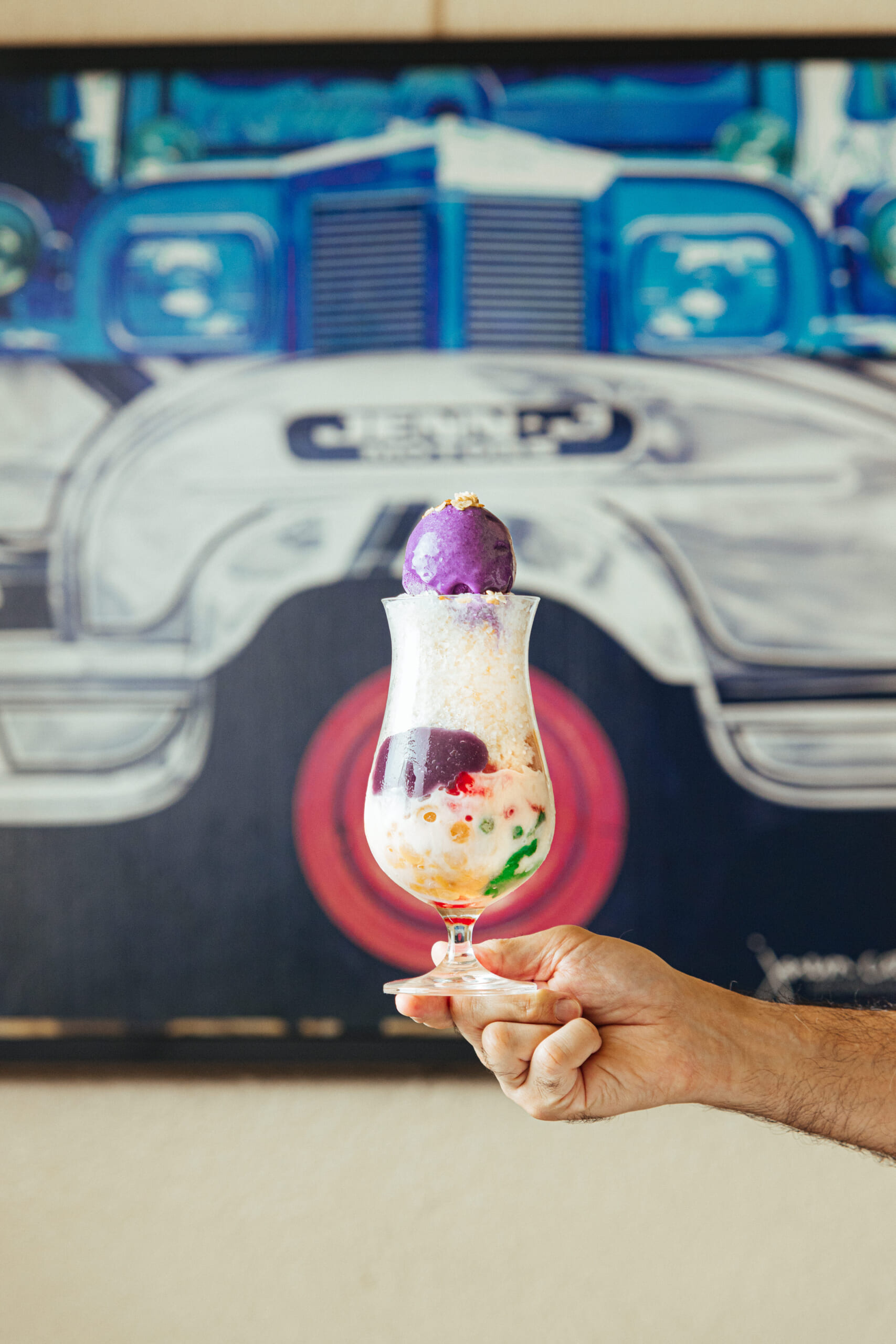 The Lobby at The Peninsula Manila: Treat Yourself to Award-Winning Halo ...