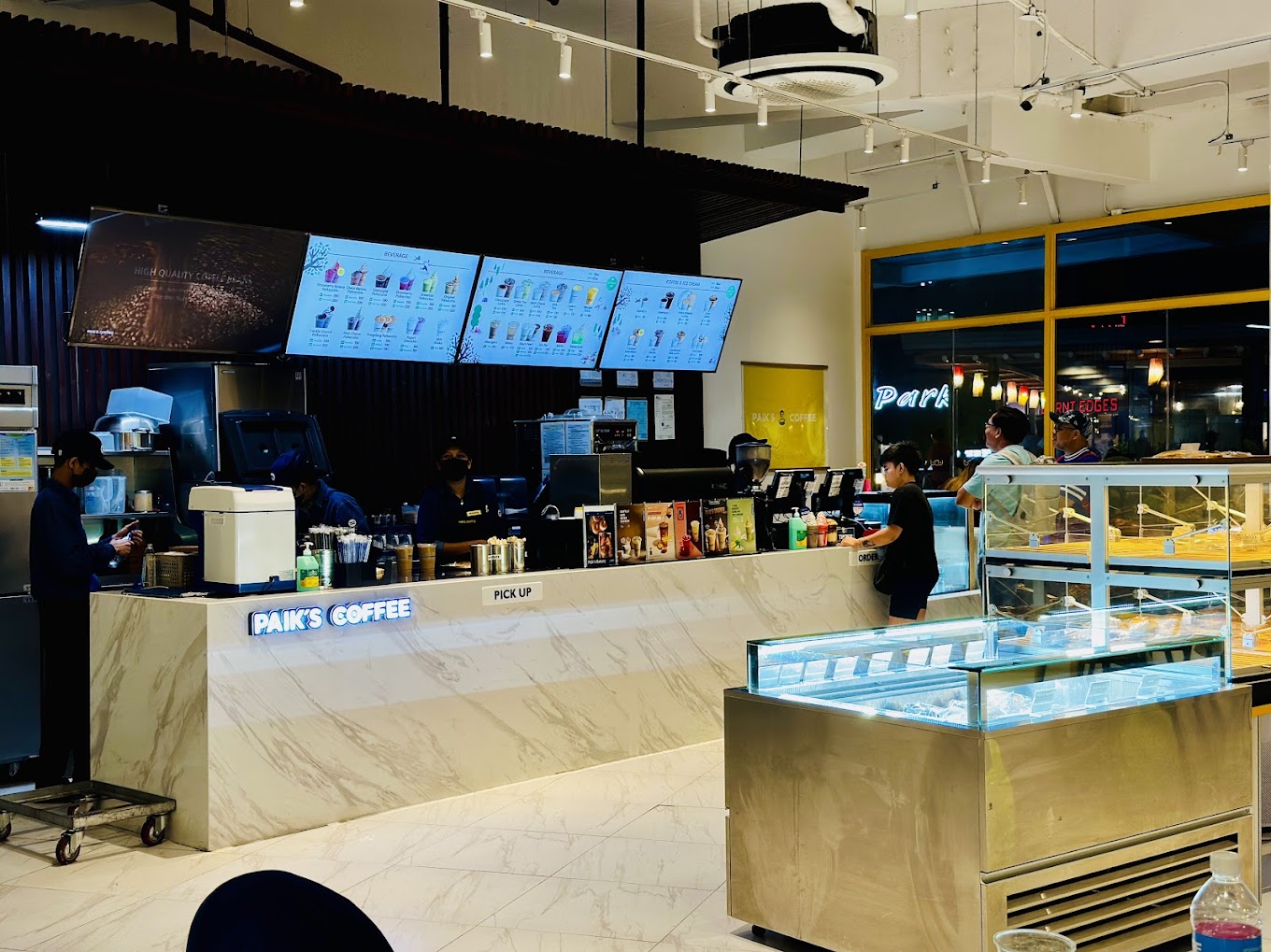 Paik’s Coffee and Bakery in Makati: A Relaxing Spot for Light Treats ...