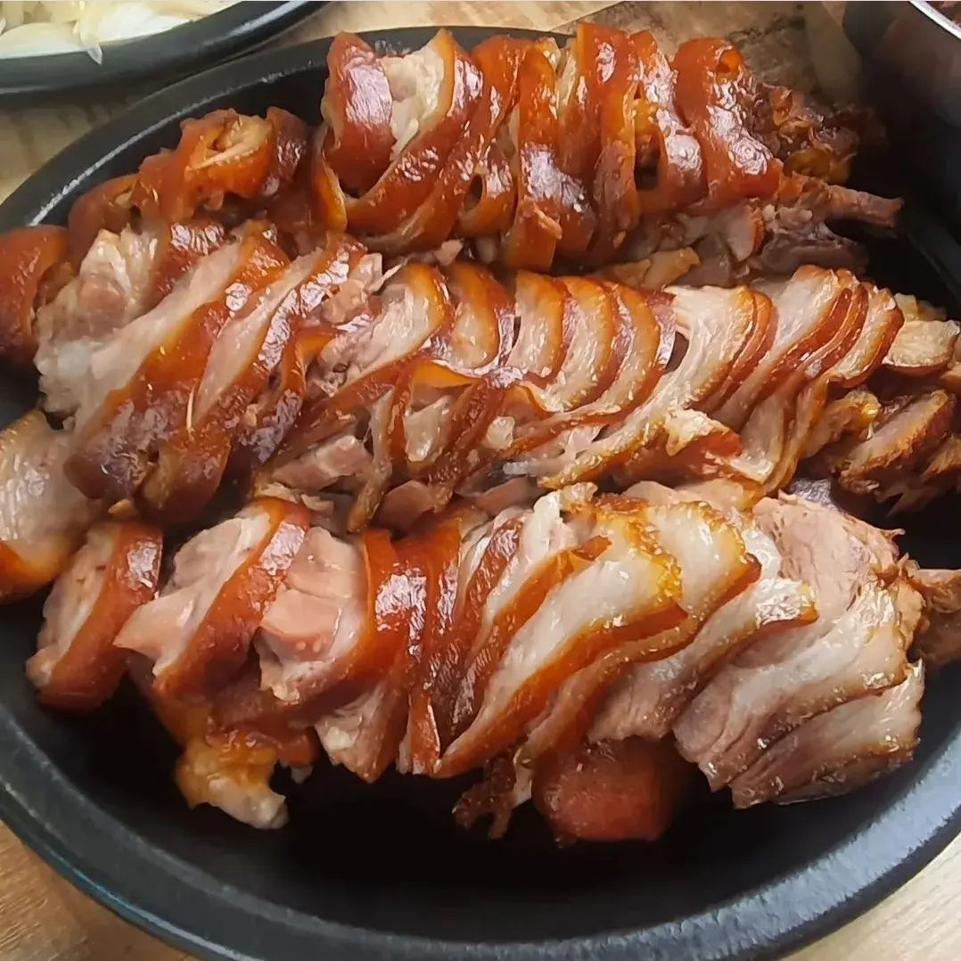 Wang Jok Bal (장충동 왕족발) in Malate: Offering Authentic and Delicious ...