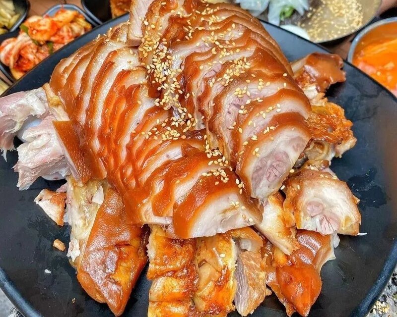 Wang Jok Bal (장충동 왕족발) in Malate: Offering Authentic and Delicious ...