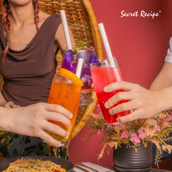 Secret Recipe in Makati: Asian Flavors, Delectable Cakes, and ...