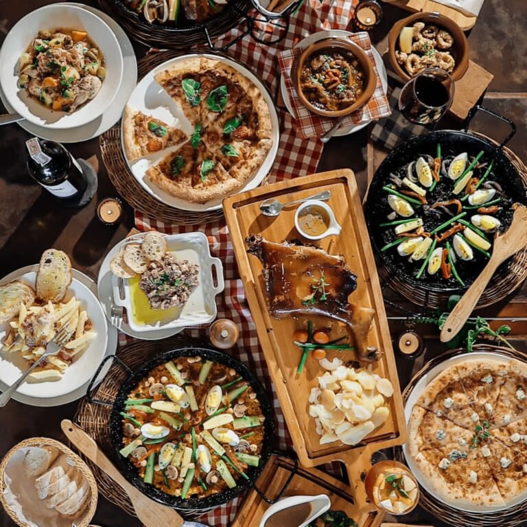 Asador Dos Mestizos in Silang: Traditional Spanish Dishes with Filipino ...