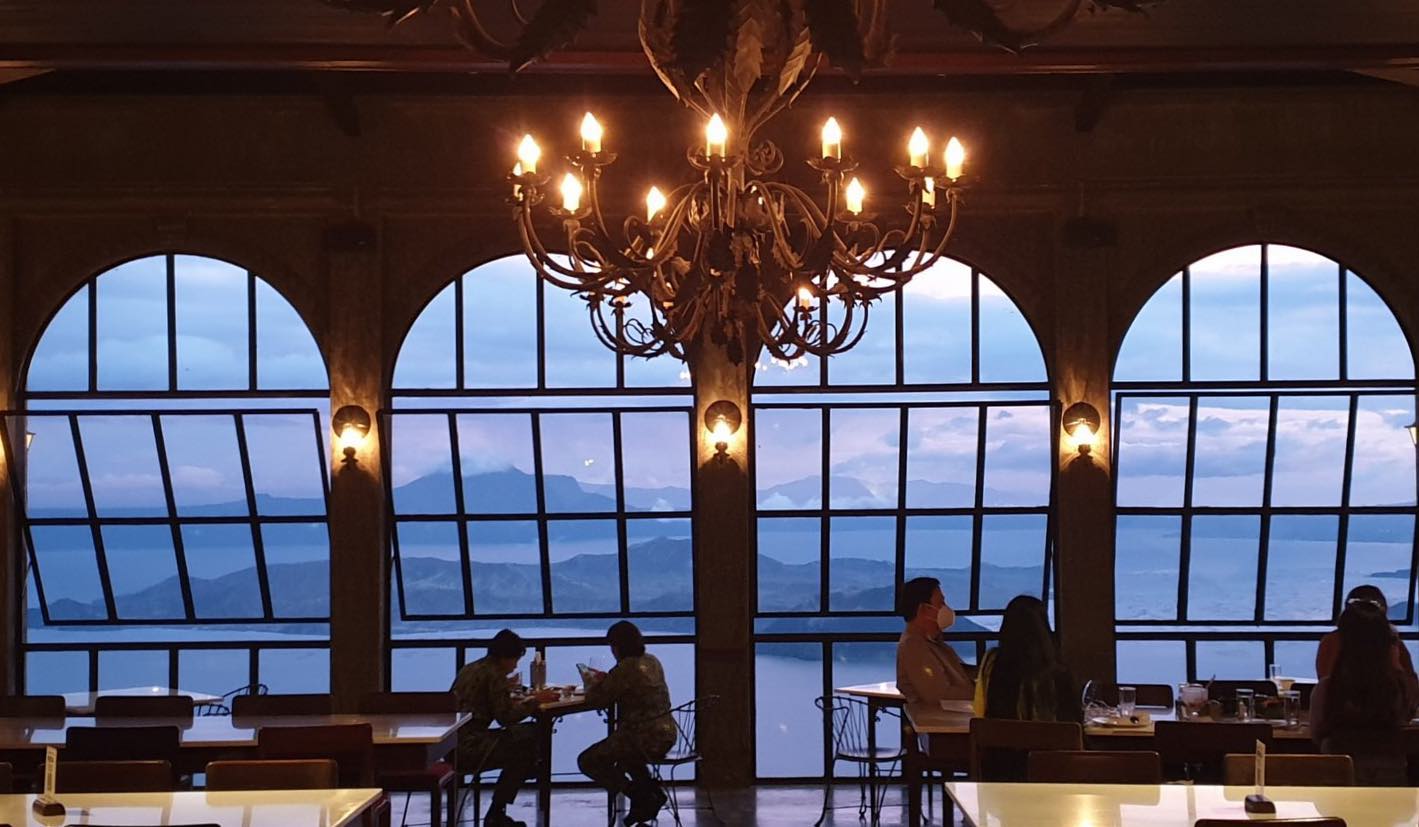 Terraza Bar & Grill in Tagaytay: Unwind with Filipino-Inspired ...