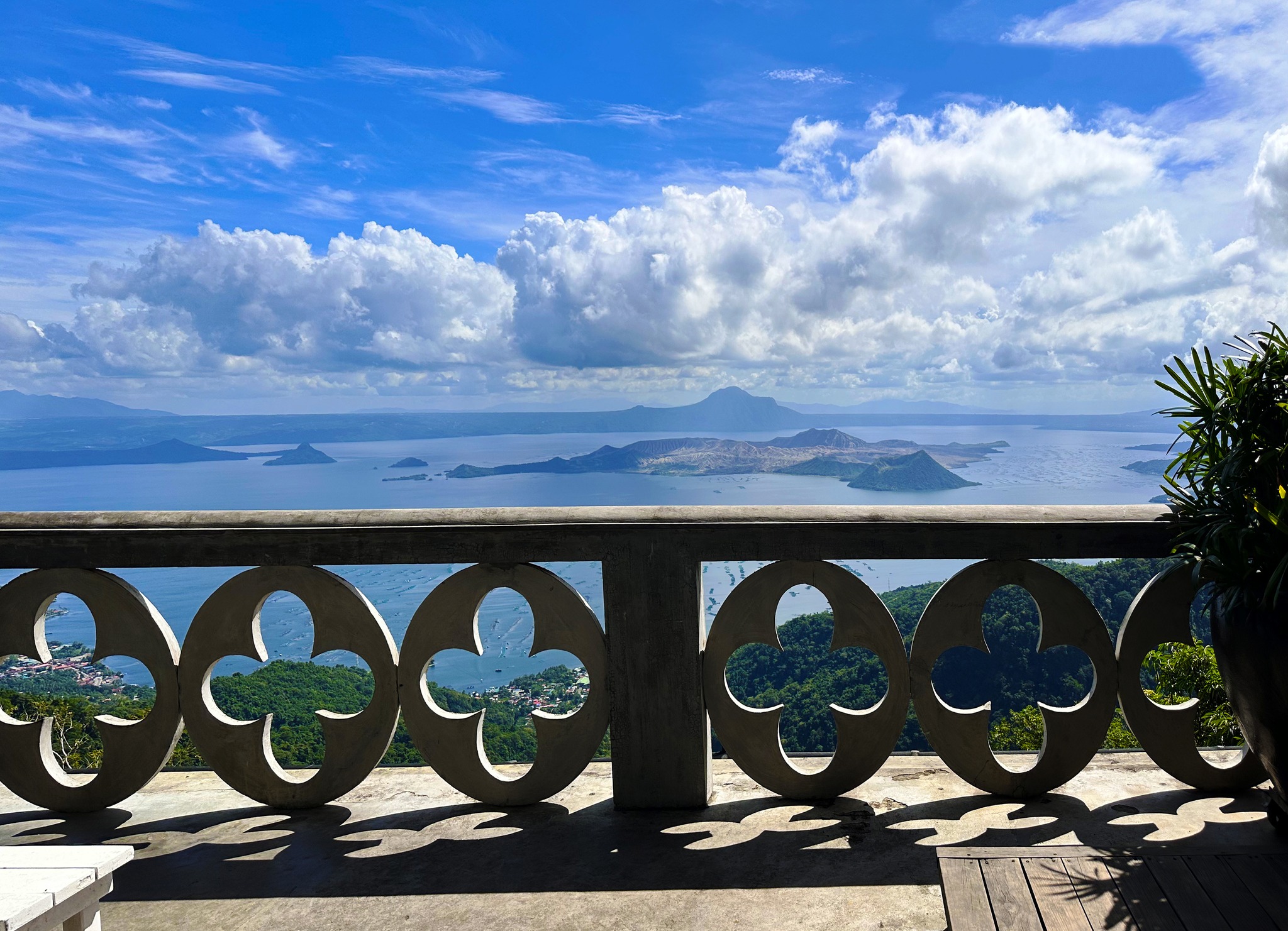 Terraza Bar & Grill in Tagaytay: Unwind with Filipino-Inspired ...