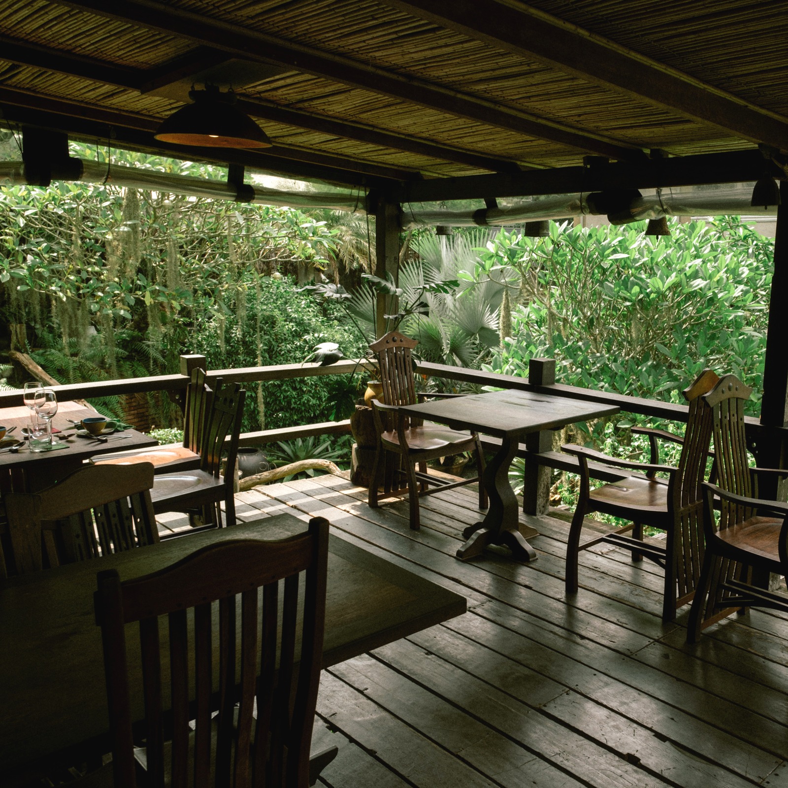 Tahanan Bistro in Antipolo: Contemporary Filipino Art and Gastronomy ...