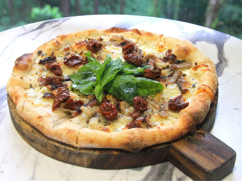 Amare La Cucina in Makati: Neapolitan Wood-Fired Pizza at Its Finest ...