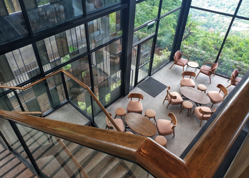 Starbucks Tagaytay Nasugbu Road in Cavite: A Scenic Coffee Shop with a ...