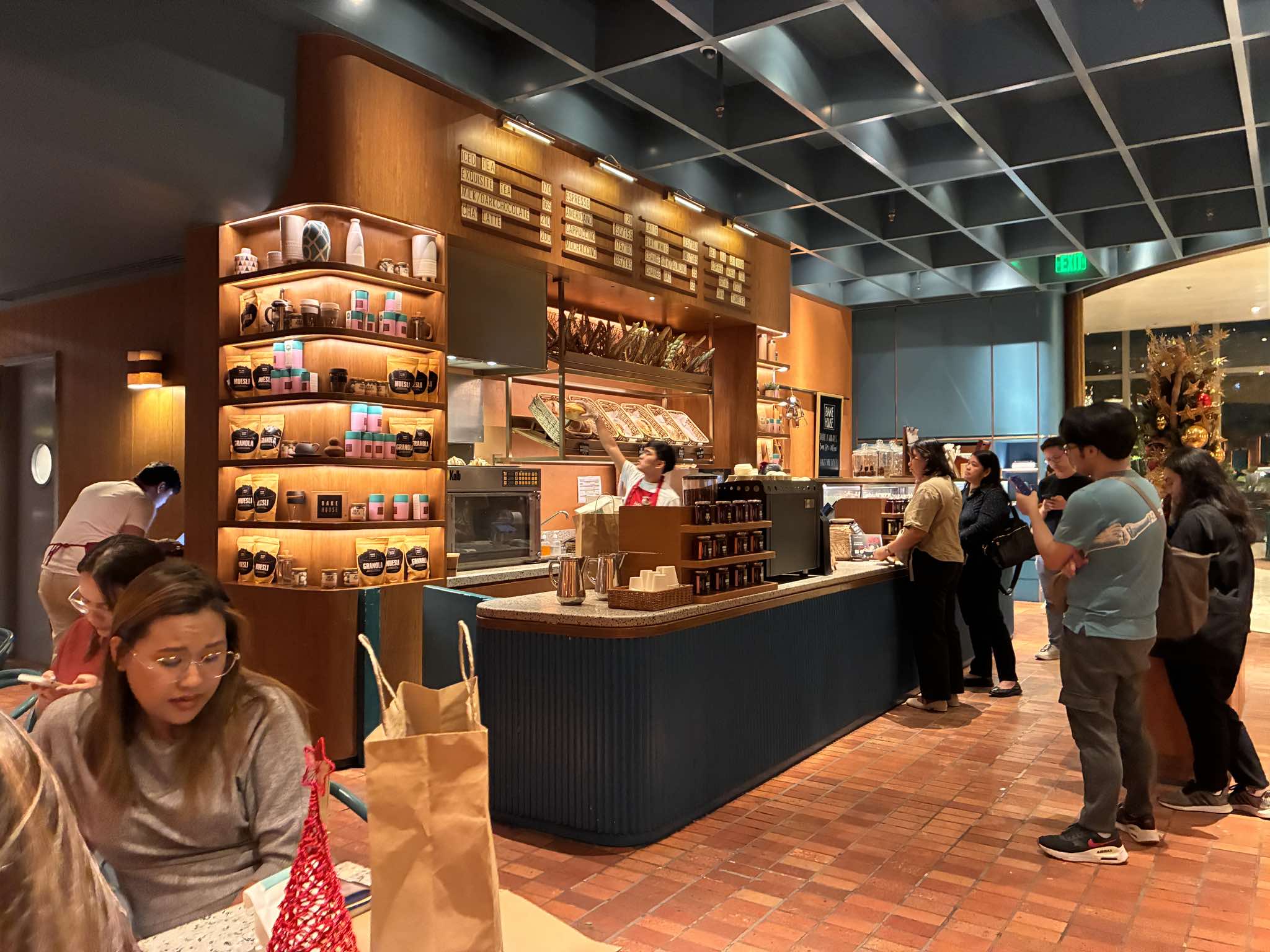 Bake House at Shangri-La The Fort: BGC’s Elegant Spot for Fresh Bakes ...