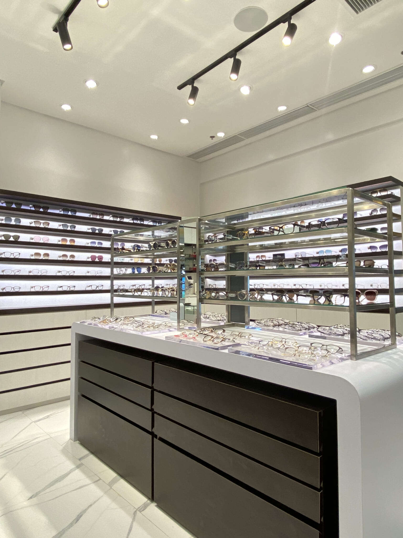 Japan Eye Center in BGC: Innovative Medical Eye Care and Japanese ...
