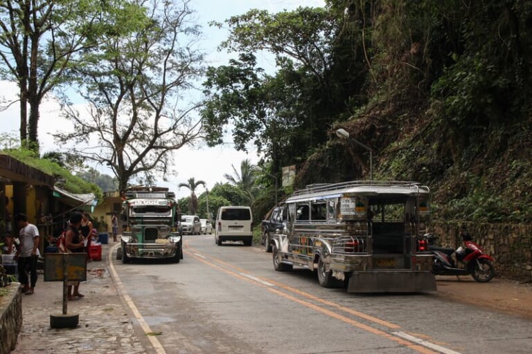 GUIDE: How to Ride the Iconic Jeepney in the Philippines | Philippine ...