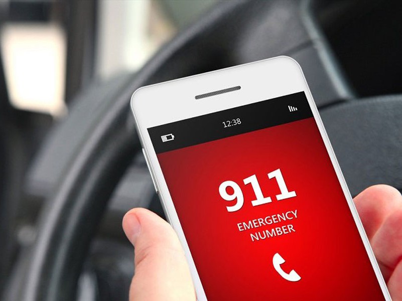 Expats’ Guide to 911 and 8888 Hotlines | Philippine Primer