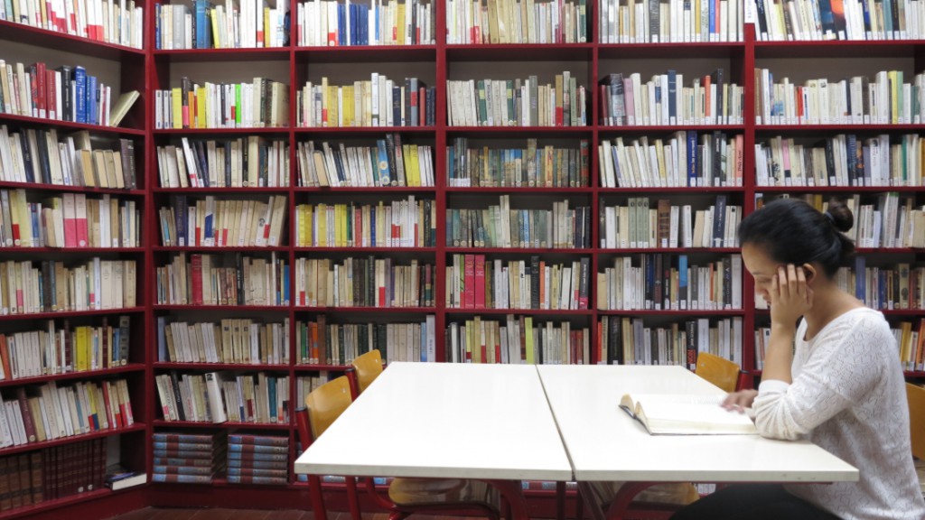 Foreign Libraries in Manila | Philippine Primer