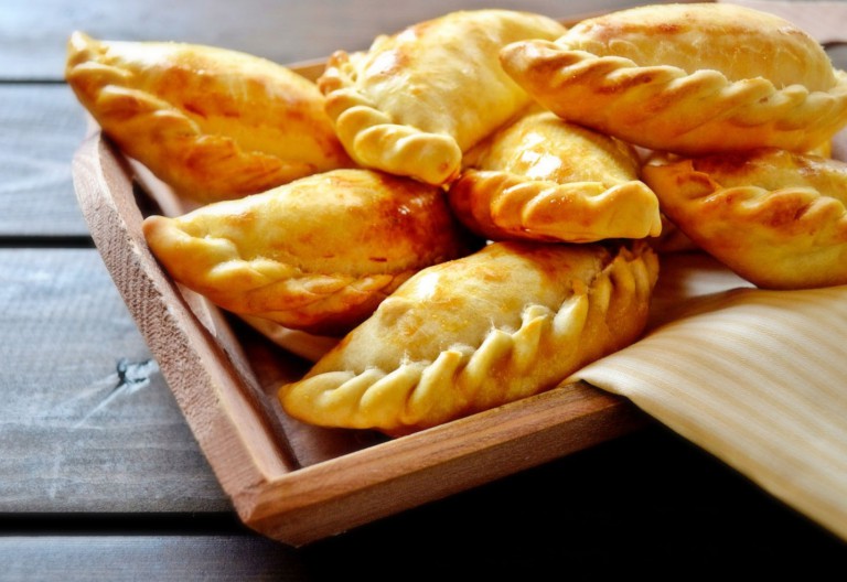 Get to Know Filipino ‘Merienda’ Food | Philippine Primer