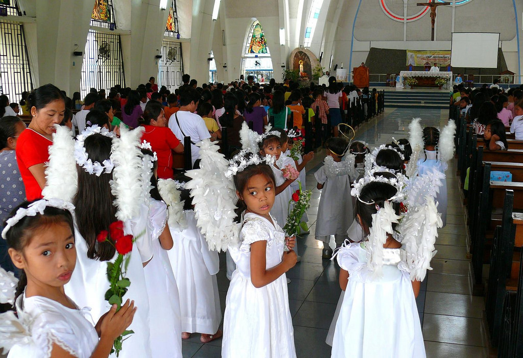 A Guide to the Flores de Mayo Festival in the Philippines | Philippine Primer