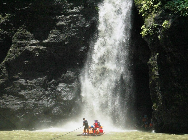 Pagsanjan in Laguna: Best Nature Escapade in the South | Philippine Primer