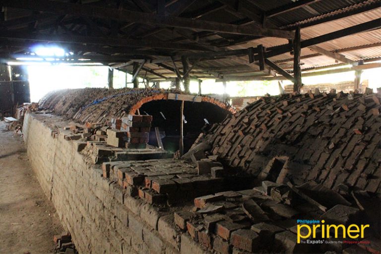 VIGAN TRAVEL: Ruby Jar Factory, Vigan’s 90 Year Old Craft of Earthen ...