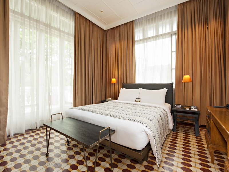 The Henry Hotel Manila in Pasay City: Nostalgic Post-War Mansion Turned ...