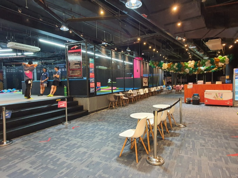 WiiJUMP in Alabang: One of the Biggest Trampoline Parks in the ...