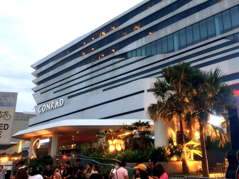 Conrad Manila in Pasay: A Luxurious Retreat in the Heart of the Mall of ...